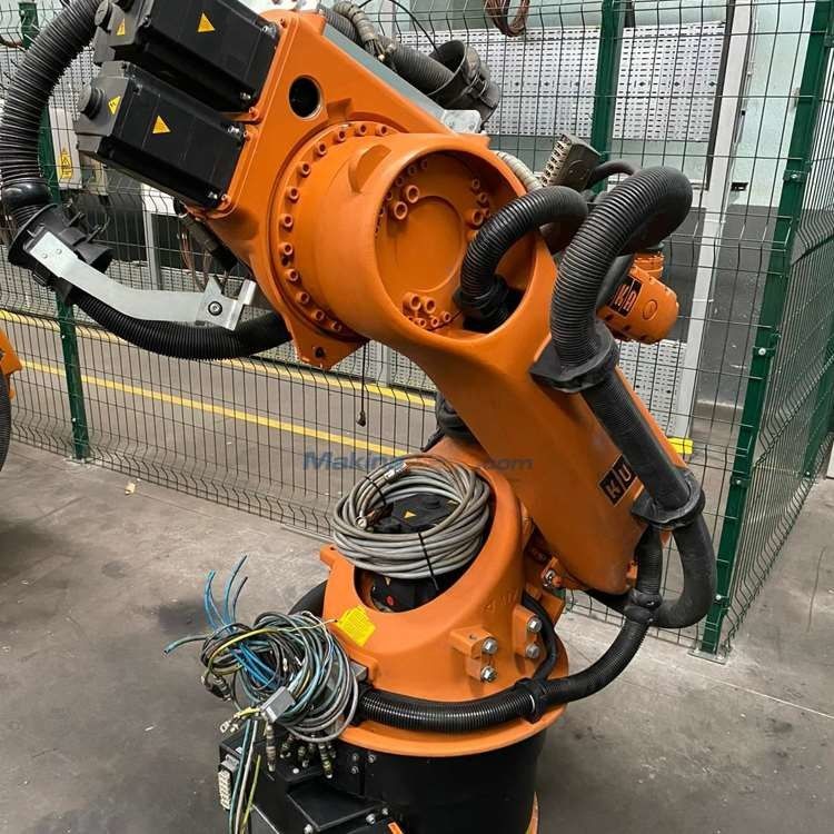 6 Axis Robotic Arm Kuka KR 60-3 Dengan CNGBS Robot Gripper Untuk Penanganan Otomatis Sebagai ...